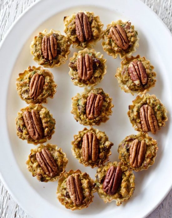 20 Amazing Pecan Recipes - Traditional and Updated